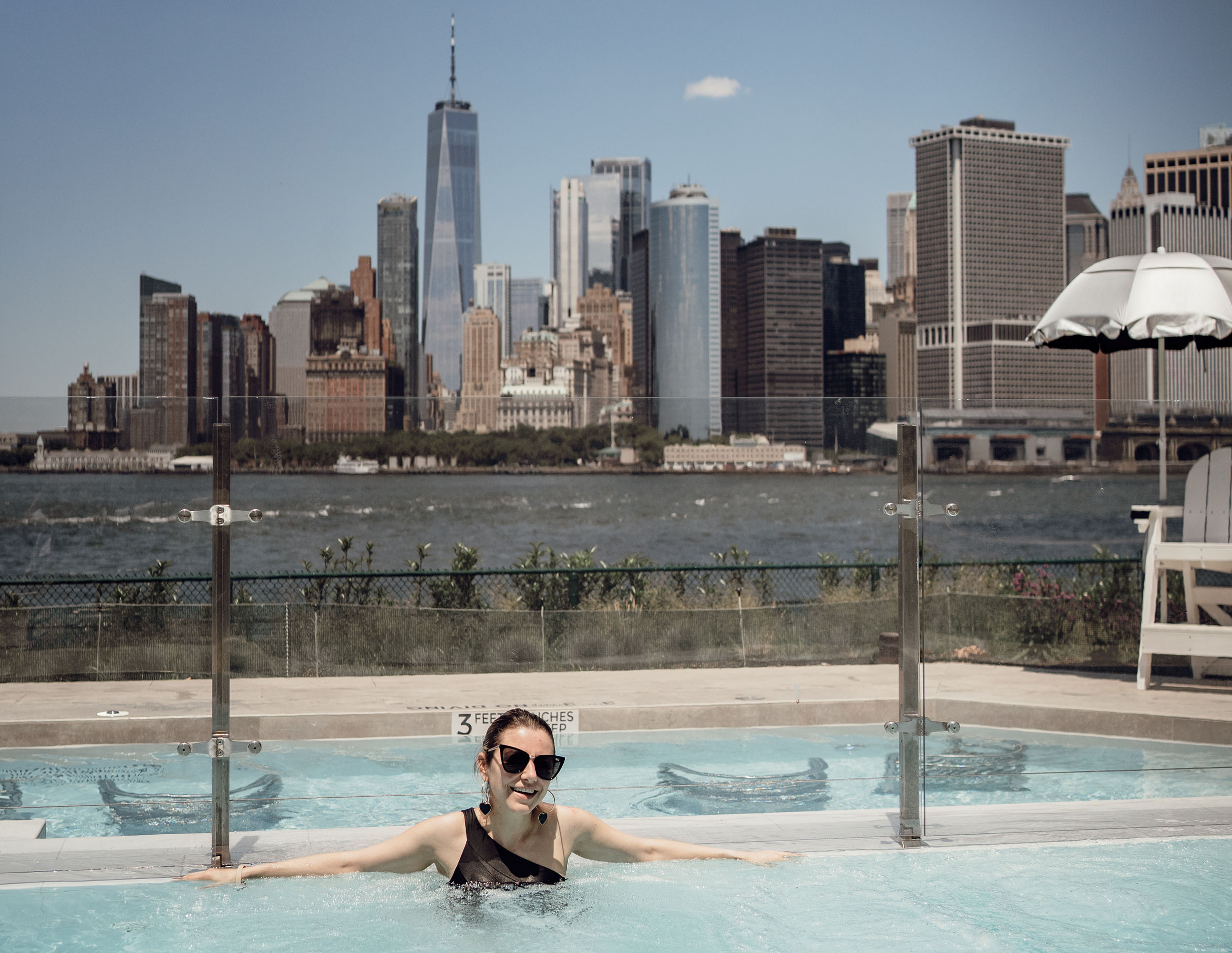 7 ways to enjoy a pool day in New York City - Laura Peruchi | NYC